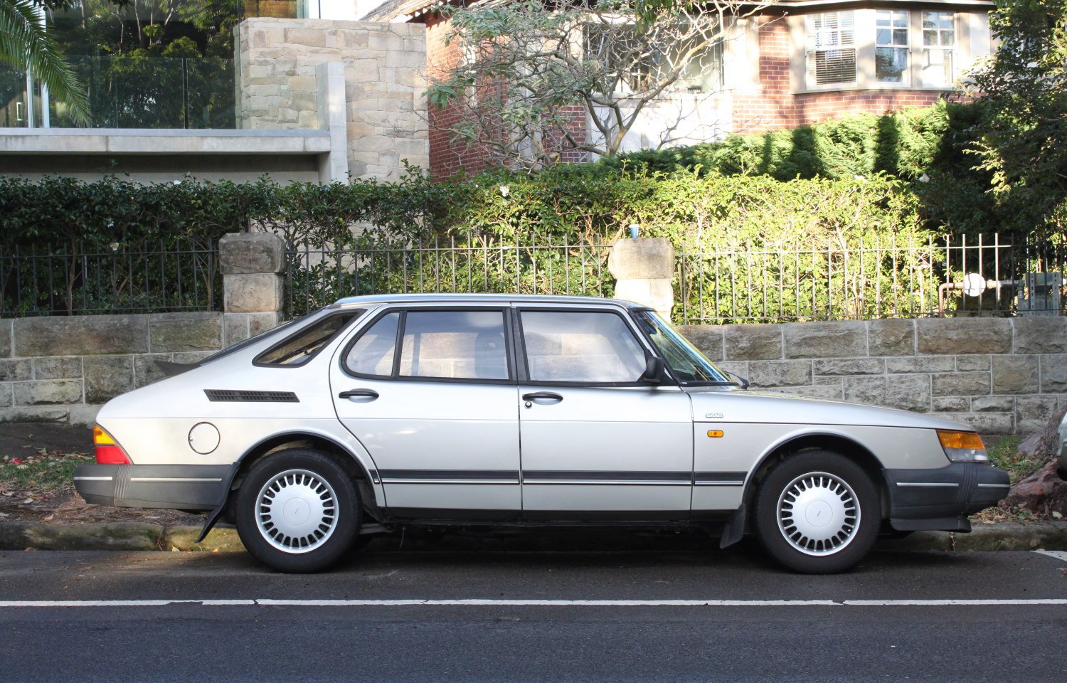 Saab 900 I Combi Coupe (facelift 1987) 2.0 Turbo 16V S CAT (170 Hp)
